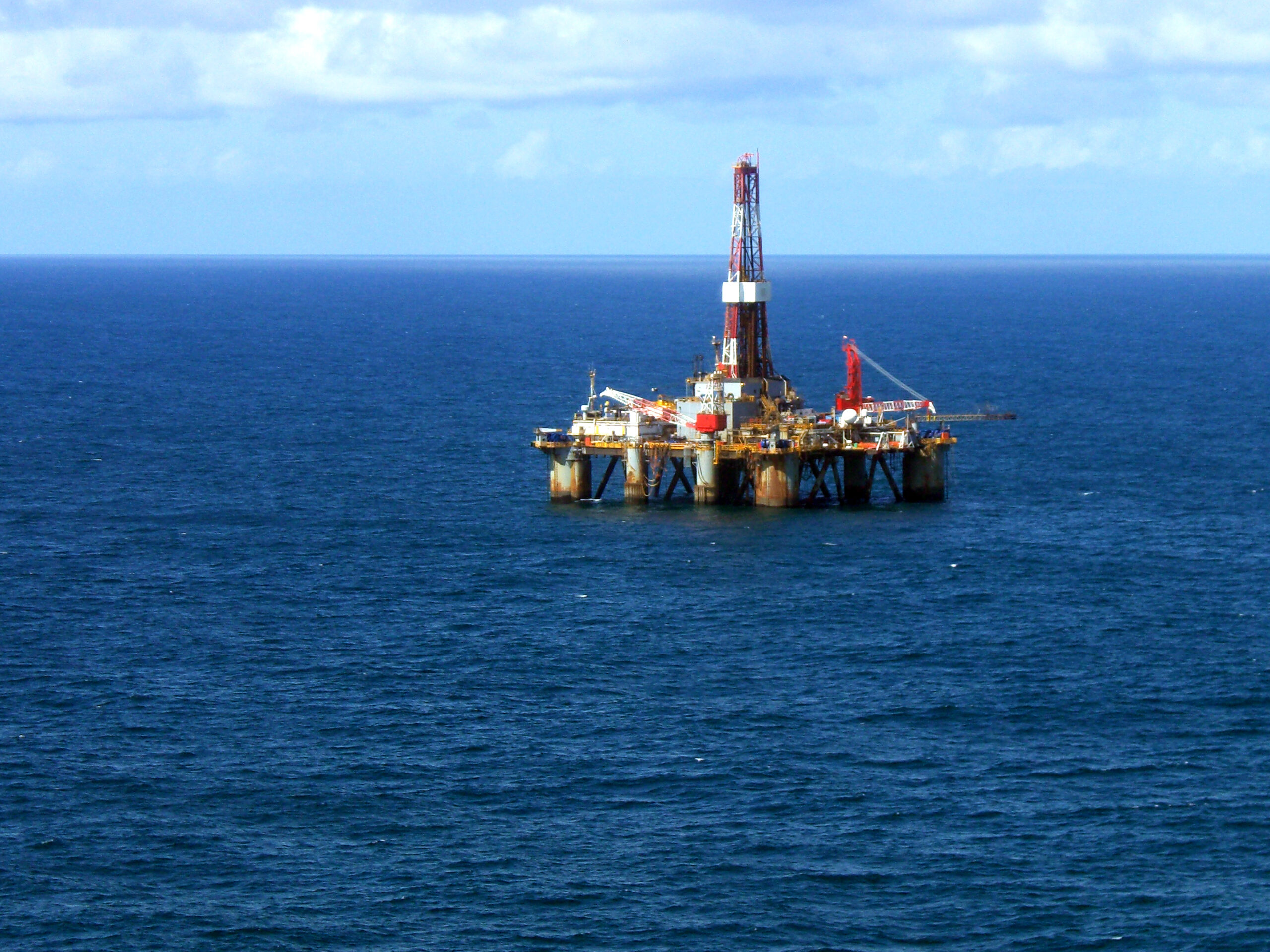 Complex completion and performs test of re-entry well : AGR